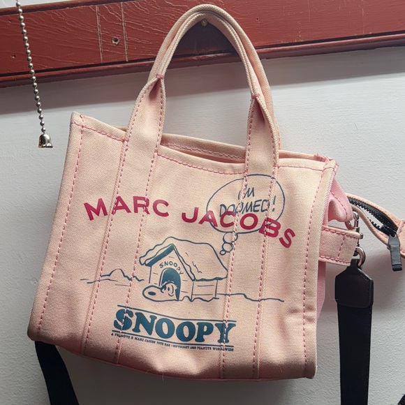 Marc Jacobs | Bags | Marc Jacobs Light Pink Snoopy Tote | Poshmark